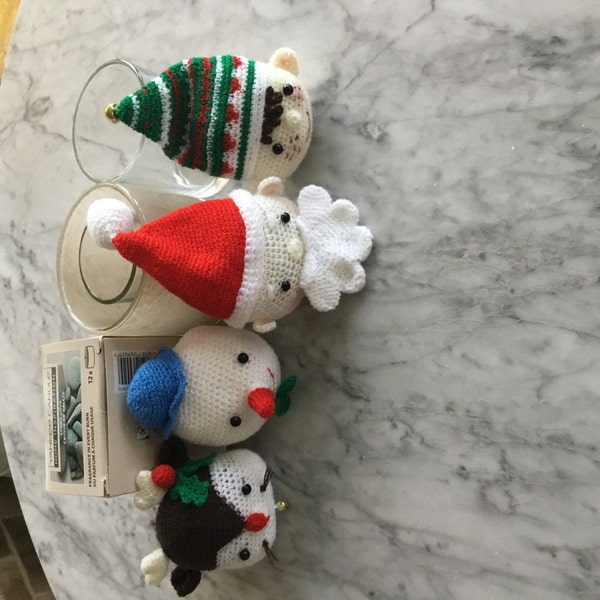 Easy to Knit Miniature Knitting Patterns for the Dolls House by Helen ...