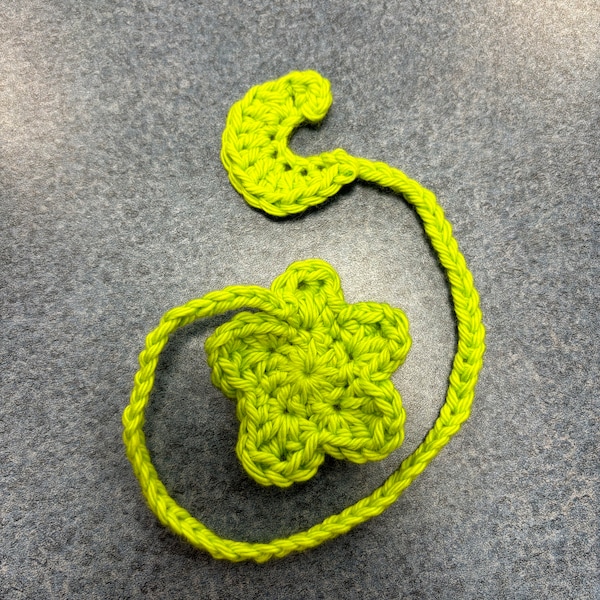 Crochet PATTERN - Star and Moon Bookmark - Easy With Detailed Photos ...