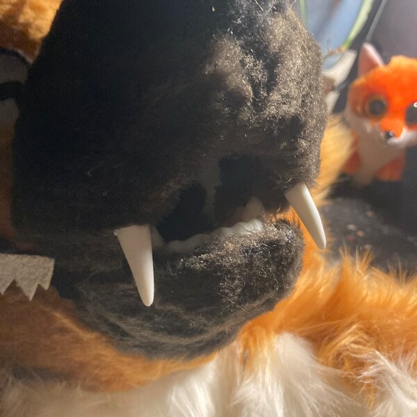 Set of Thin 1" Teeth, White or Black Resin Fangs, Animal or Lizard ...