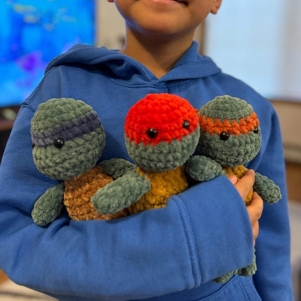 Zeek the Zombie Amigurumi Crochet Pattern, Halloween Pattern, Spooky ...