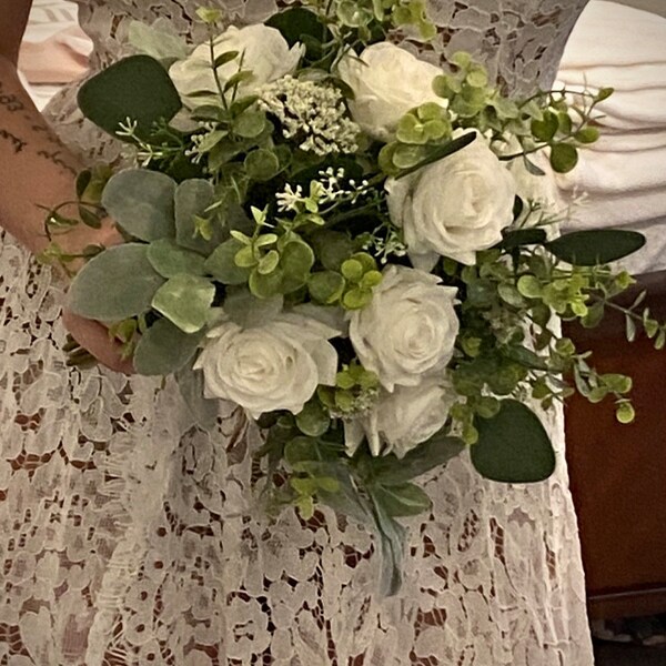 White Rose Wedding Bouquet Boho Style, Premium Realistic White Rose ...