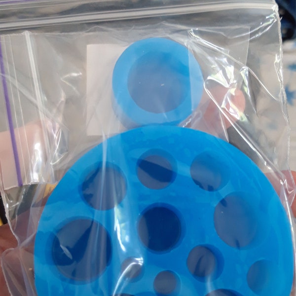Silicone Mold Plugs (7 Sizes to Choose From) - Round Tunnels - Forms ...