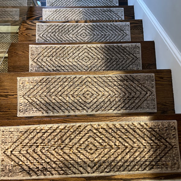 Non-slip Stair Tread Rug: Polyester Stair Carpet, Home Decor (8x28 ...