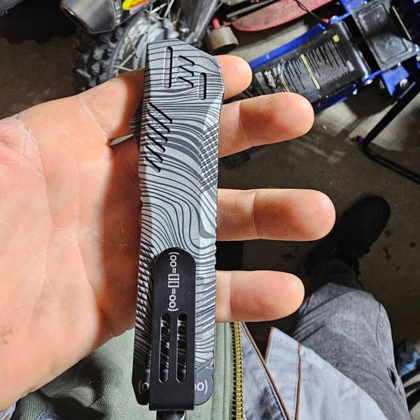 Automatic Tool Without Blade. Can Accept Razor Blades. Beskar Engraved ...