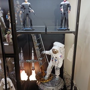 Apollo 11 Saturn V Rocket Lamp - Etsy
