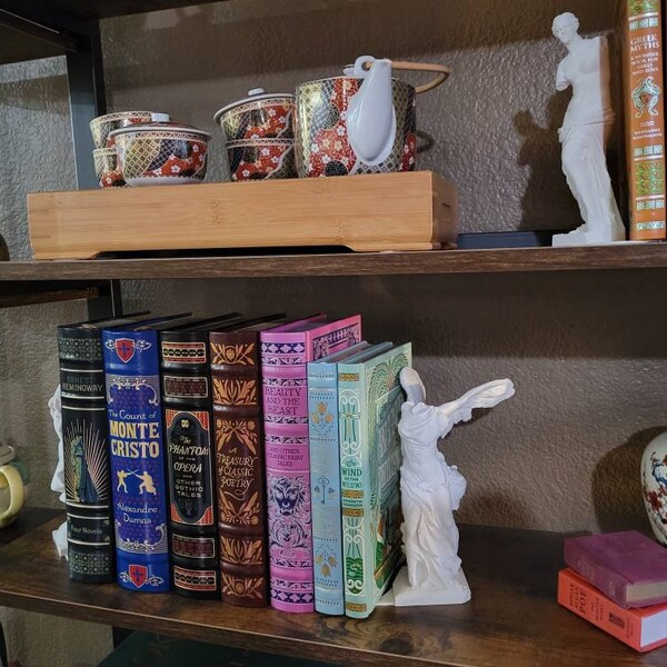 Victory Statue Bookend / 3D Printed - Etsy