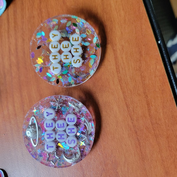 Custom Pronoun Pins - Etsy
