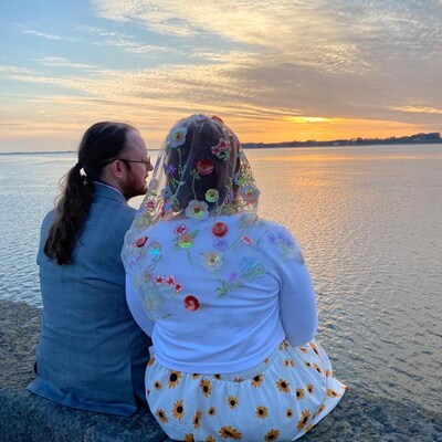 Rosa. Romantic Red Rose Wedding Cape or Veil / Floral Bridal - Etsy