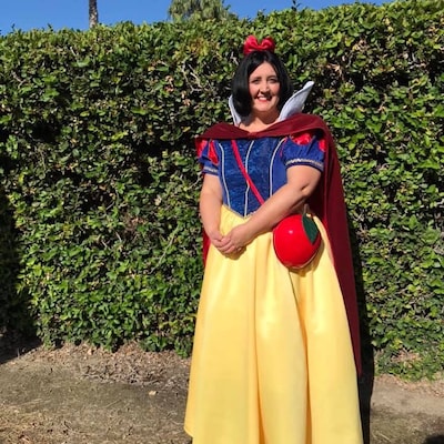 Exquisite DELUXE Adult Snow WHITE Teardrop Sleeve Gown/cape/bow Costume ...