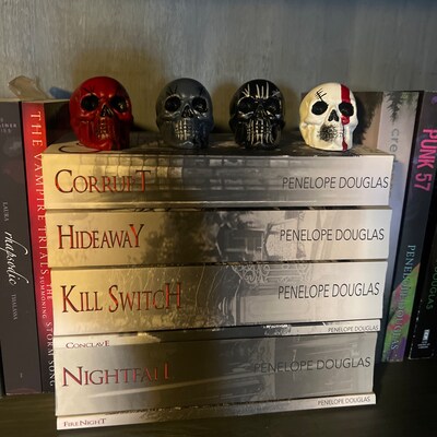 Devil's Night inspired Mini Skulls - Etsy