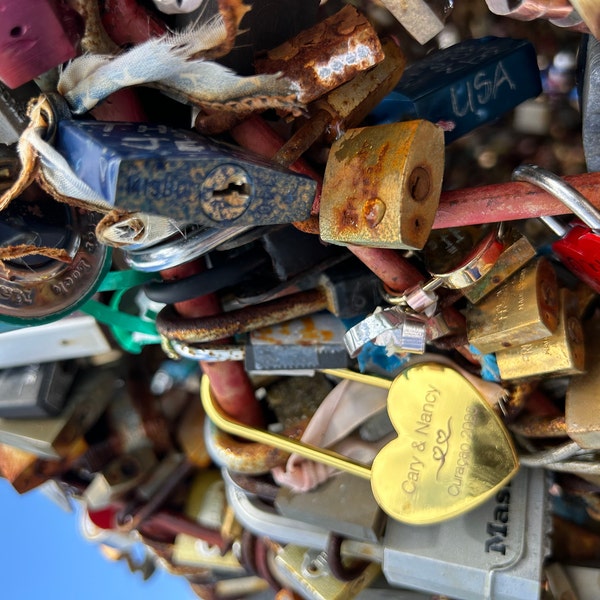 Engraved Heart Love Lock With Key - Travel Bridge Love Locks for ...