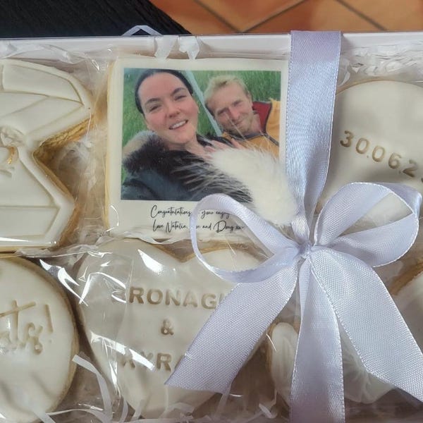 Corporate Biscuits | Personalised Biscuits | Printed Logo Biscuits ...