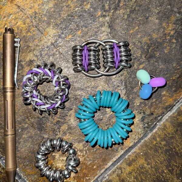 The Pocket Vortex, Infinity Fidget Toy, Sensory Stim Focus Tool by Floppy Links Fidgets - Etsy