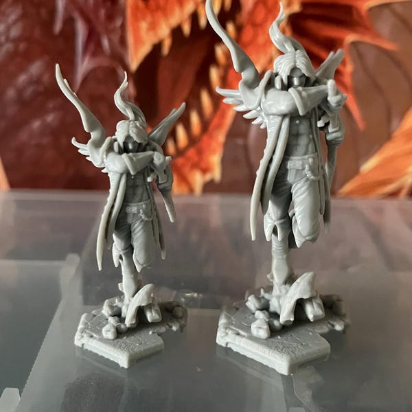 Alucard - Dragun Studios - 28mm / 32mm / 36mm / 100mm - Etsy