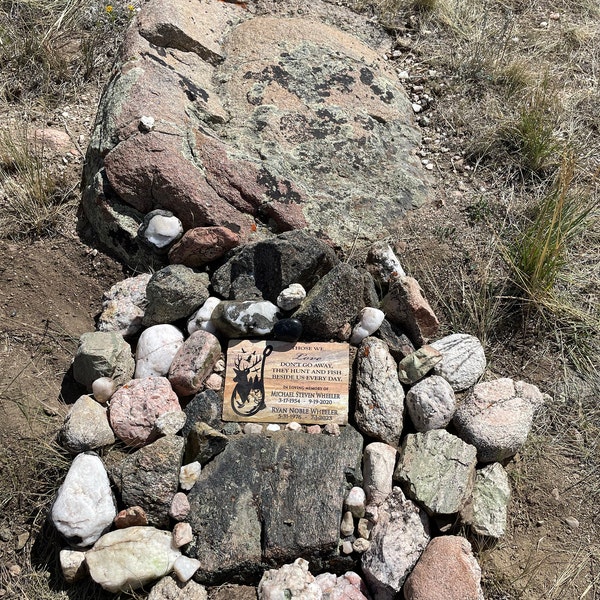 Hunting Memorial Stone With Lab and Duck Scene,hunting and Fishing ...