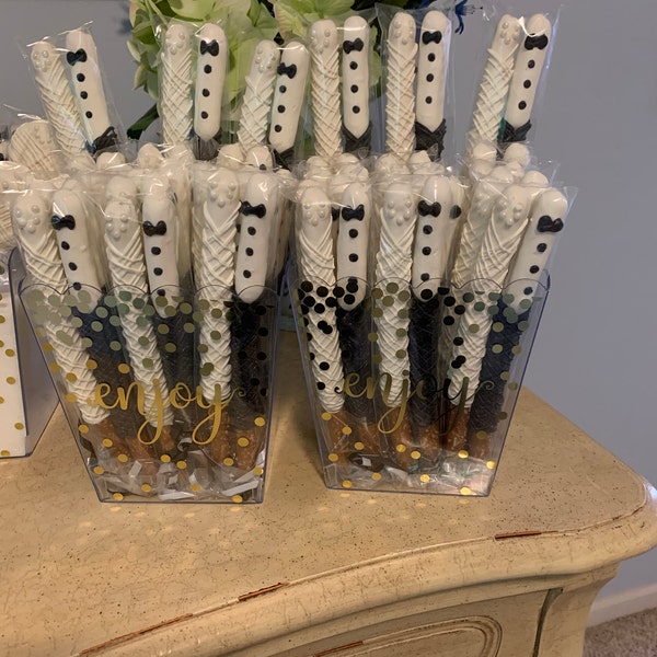 Wedding Pretzel Rods / Bride & Groom Wedding Favors / Chocolate Covered ...