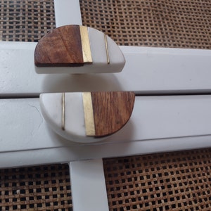 Half Moon Marble & Wood Knob With Brass Strips Artistic Cabinet Knob ...