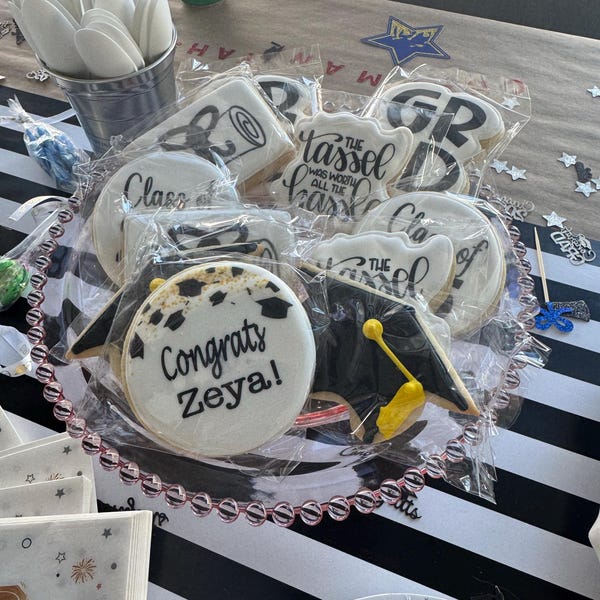 Graduation Cookies Class of 2026 Gift Grad Cookies Personalized W/name ...