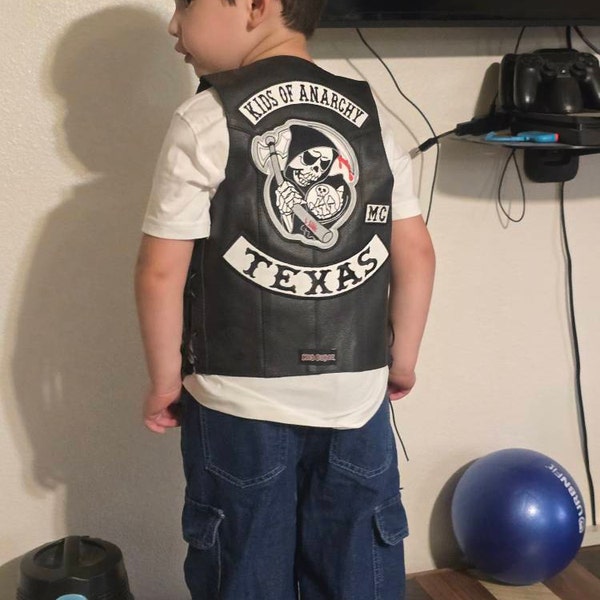KIDS OF ANARCHY Leather Vest Includes Patch Set. Sons of Anarchy Fan ...