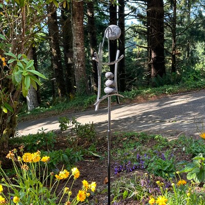 Garden Art Kinetic Wind Sculpture Large Yard Art Metal Garden Decor ...