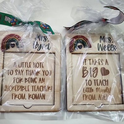 2024 Senior Keychain, Variations Included, Class of 2024 Keychain ...