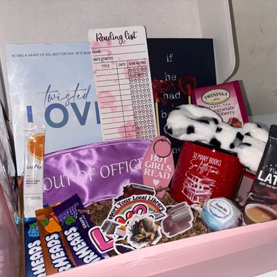 Mega Book Lovers Box - Etsy