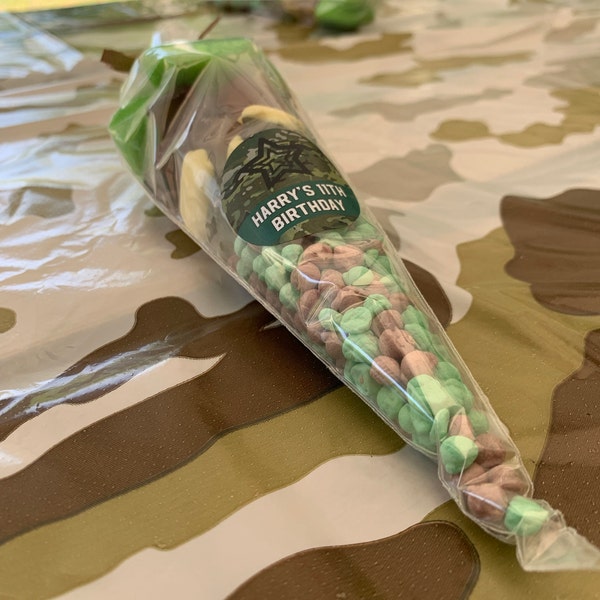 Luxury Lindor / Ferrero Rocher Gold, Silver, Pink or Blue Sweet Cone ...