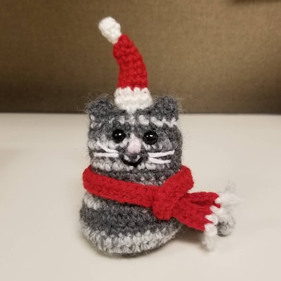 Crochet Cat Pattern // Christmas Ornament Pattern // Amigurumi Cat ...