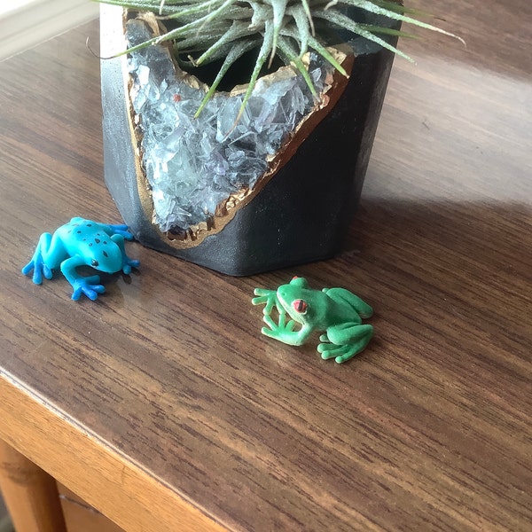 Tiny Tree Frog,miniature Frog,terrarium Supplies,fairy Garden Frog ...