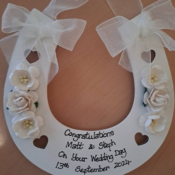 WELSH Sign CARTREF Home Decor Welsh Language Gifts Cwtch Croeseo Teulu ...