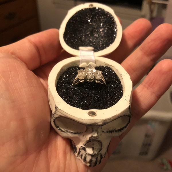 Skull Engagement Ring Box for Proposing or Wedding Keepsakes, Ring Not ...