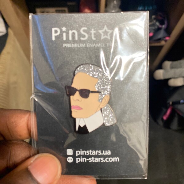 Frida Kahlo Pin / Frida Kahlo Gift / Frida Kahlo Art / Feminism Pin ...