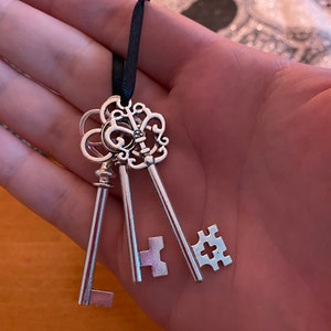 Hecate Silver 3 Key Set Goddess Hekate Maiden Mother Crone - Etsy