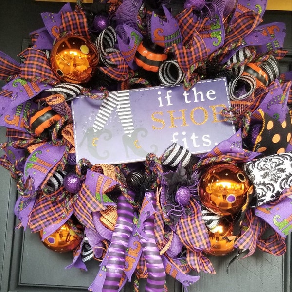 Cardinal Centerpiece for Table, Traditional Christmas Arrangement ...