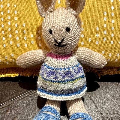 Toy knitting pattern for a small rabbit with removable clothes 7 inches ...