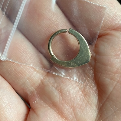 Solid 14 Karat Yellow Gold Shield Septum Ring Fin Nose Piercing 5mm ...