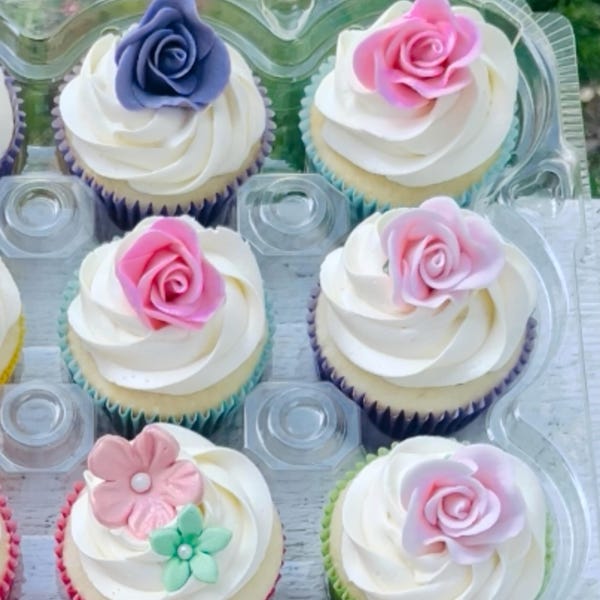 18 Edible RUFFLE Flowers 1.0, 1.25, 1.5 With Beautiful Pearl Centers ...