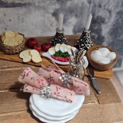 Bones Collection, Gothic Miniature, Haunted Dollhouse, Macabre 112 ...