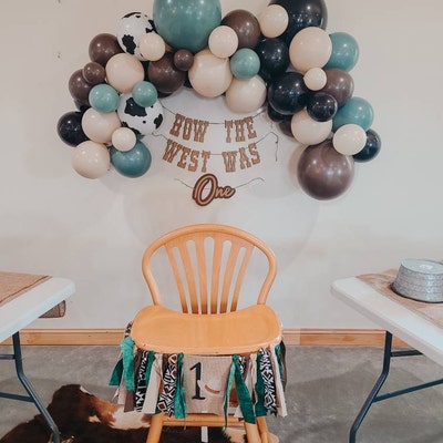 Beary Blue Balloon Garland Kit / Beary First Birthday We Can - Etsy