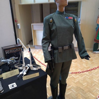 Holster for Blaster E11 or DH17 real Dimension Imperial Crew , Pilot ...