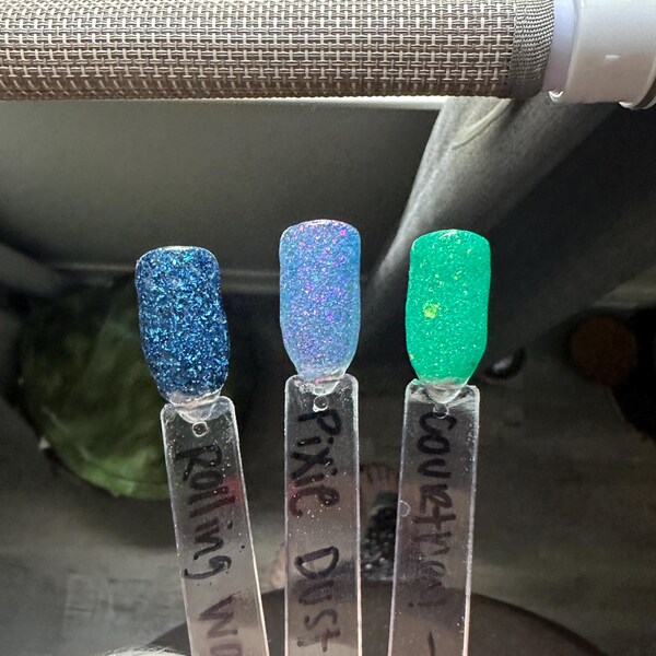 George Glass Wisteria Dip Powder Nails, Acrylic Dip Powder, Winter Nail ...