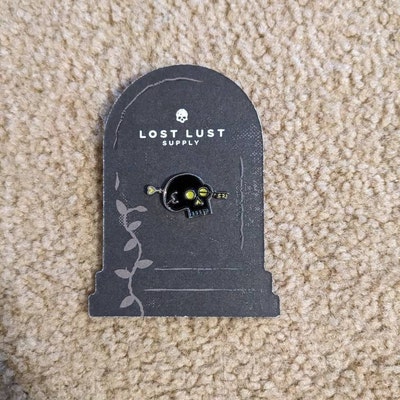 Bird of Paradise Enamel Lapel Pin Badge / Synthesis X Lost - Etsy