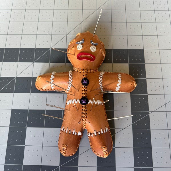 Leather Gingerbread Man Pincushion Pattern, Christmas Decor Template ...