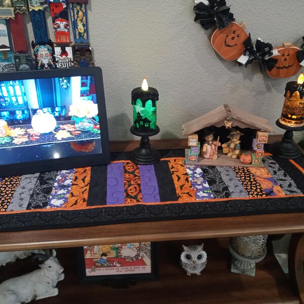 Yellow Easter Egg Quilted Table Runner, Small Easter Table Runner, 36 ...