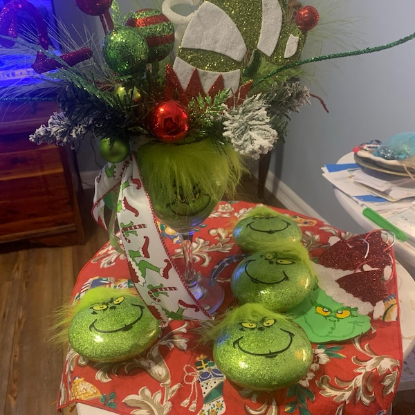 Kawaii Face Vinyl Decals, Cute Face Decals, Marshmallow Face Decals ...