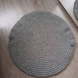 Round Felt Ball Rug. TD 11 Tie Dye Wool Ball Rug . Pebble Wool Rug ...