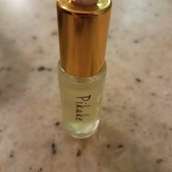 PIKAKE MINI PERFUME (hawaiian Jasmine). Custom-blended Roll-on Perfume ...