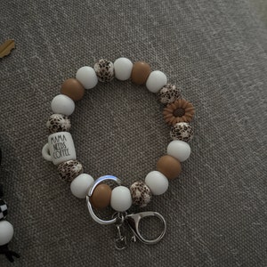 Flower Keychains Flower Pot Keychains Silicone Keychains Daisy ...