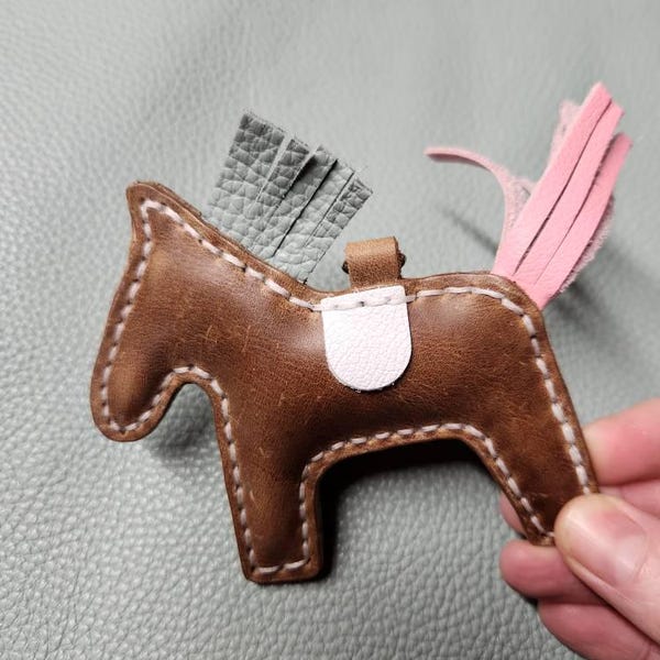 Pebble Grain Cowhide Leather Sheets Cowhide Colorful Vibrant Leather ...