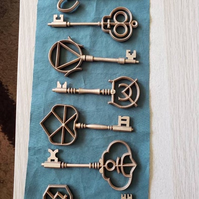 Brakebills Alumni Key - Etsy